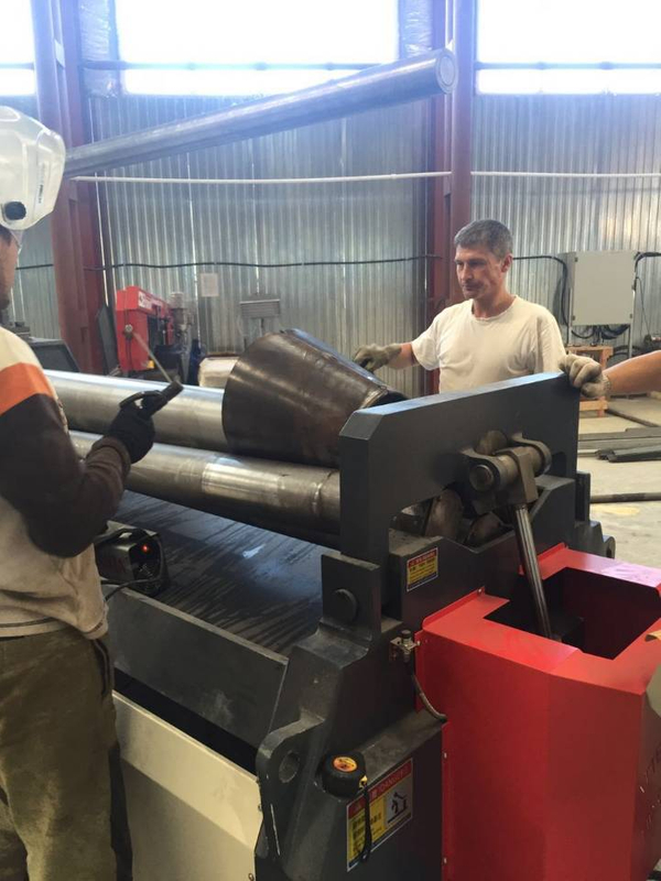 Automatic Hydraulic 4 Roller Plate Blunt Rolling Machine from China ...